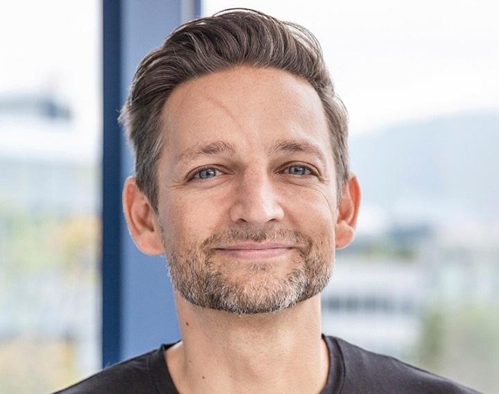 Andreas Iten's fintech accelerator F10 raises round from Christian ...