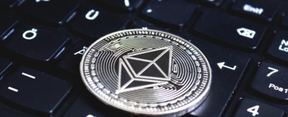 U.S. Banking Giants Team Up on Early Stablecoin Talks - FX News Group